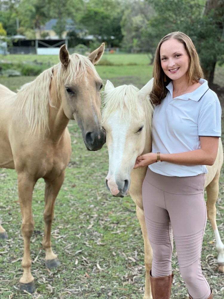 About – Whole Hearts Counselling, Equine & Adventure Therapy